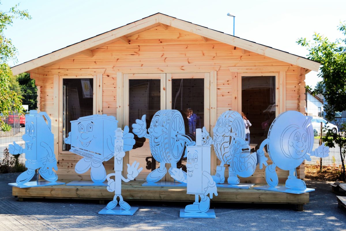 Poseidon Engineering - Waterjet Cutting Technology